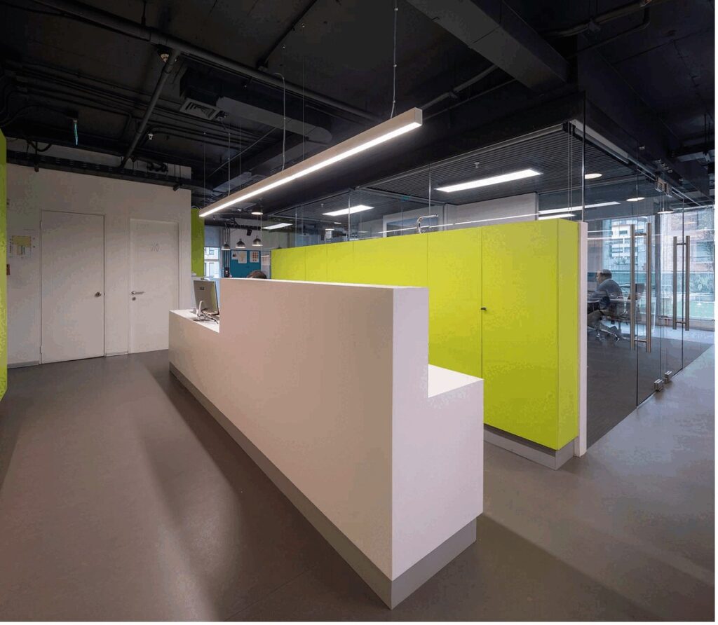 OFICINAS LUIS VIDAL + ARQUITECTOS • Hunter Douglas Architectural